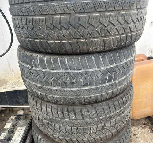 Ovation W-586 245/40 R19 98V