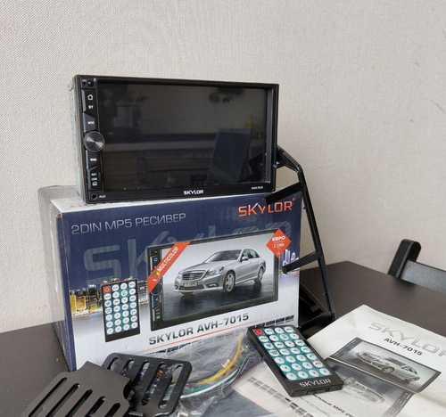 Магнитола 2 din skylor avh-7015