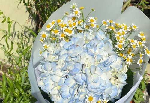 Букет цветов Гортензия Ромашки
