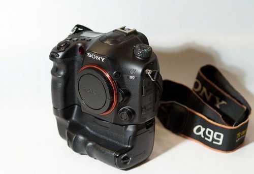 Sony SLT a99 с батблоком