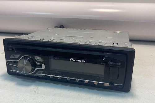 Авто магнитола Pioneer-4400bt