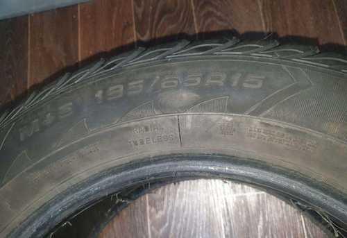 Goodyear UltraGrip Extreme 195/65 R15