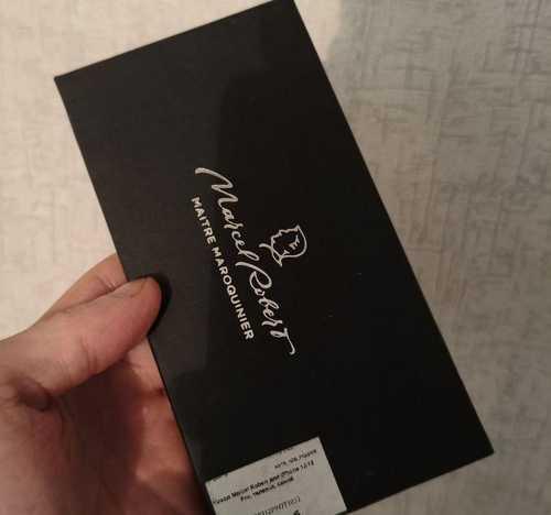 Чехол на iPhone 12