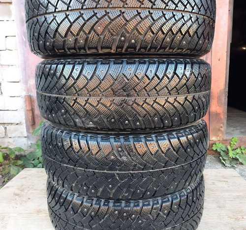 Bfgoodrich G-Force Stud 205/60 R16
