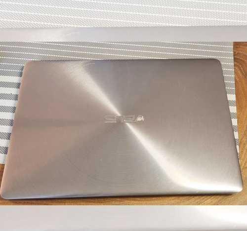 Ноутбук Asus ZenBook UX310, экран 13,3