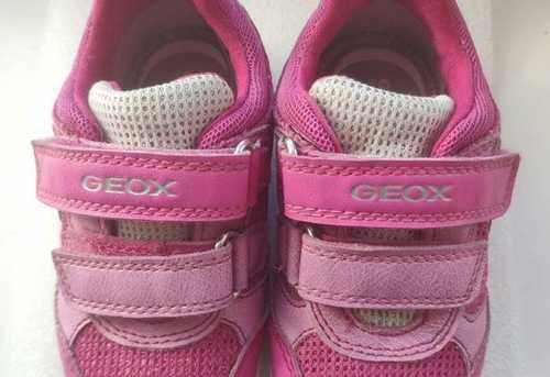 Кроссовки для девочки Geox