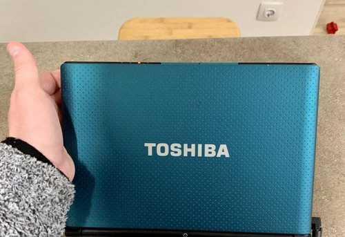 Ноутбук Toshiba NB-520