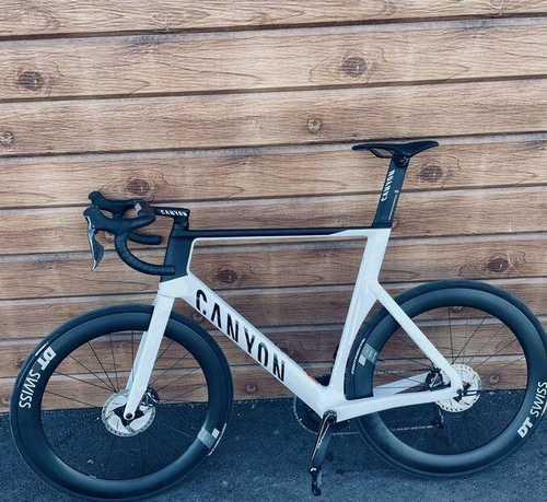 Canyon aeroad CF SLX 8 Di2