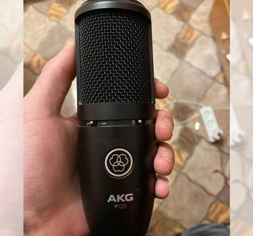 Студийный микрофон akg p120