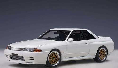 Nissan Skyline GT-R R32 Wangan Midnight 1/18