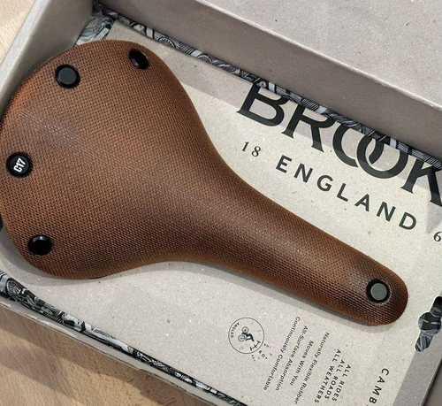Brooks cambium C17 Orange