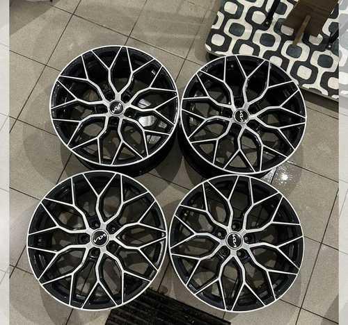 Диски Vossen hf2 r19/8,5/ET35/5*114.3