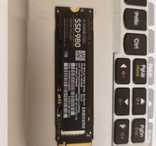 Ssd m2 samsung 1тб, новый