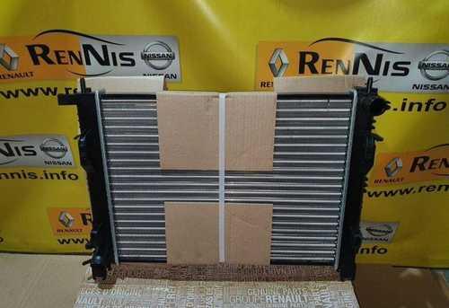 Радиатор охлаждения Nissan Terrano D10