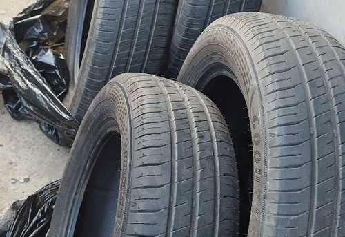 Goodyear EfficientGrip Eco EG02 195/60 R16
