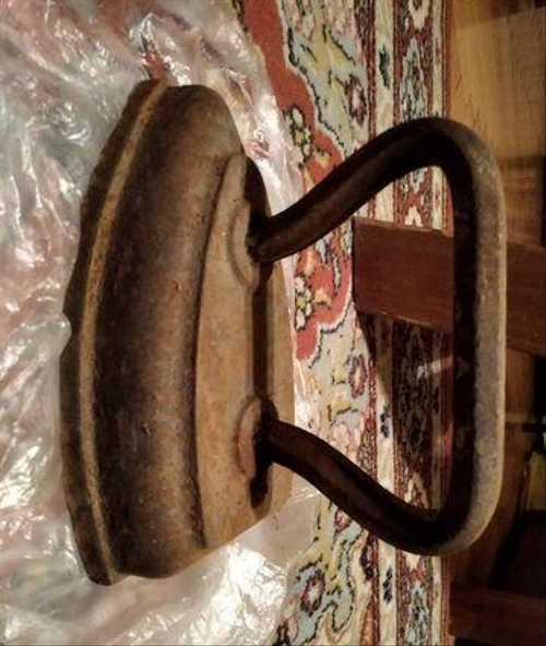 Старинный утюг металл 19 см