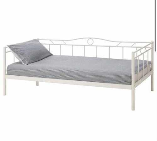 Односпальная кровать IKEA (кушетка)
