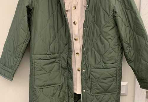 Женская Стеганное пальто 46 размер