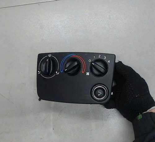 Переключатель отопителя Mazda 121, 1999