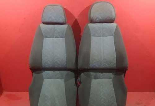 Ваз 2110 комплект передних сидений дефект