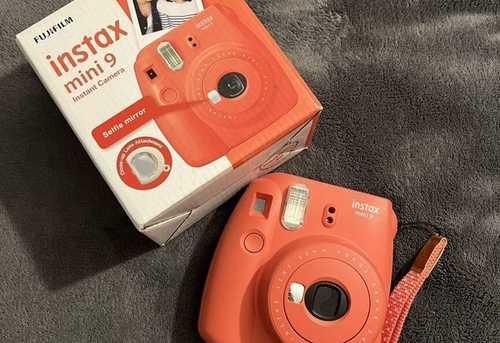 Фотоаппарат мгновенной печати Instax mini 9