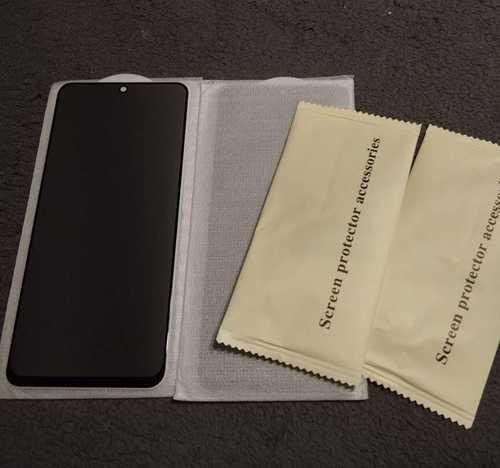 Защитное стекло антишпион на Xiaomi Redmi note 12S