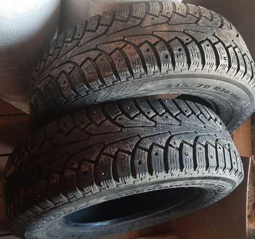 Nokian Tyres Hakkapeliitta Sport Utility 5 215/70 R16 46