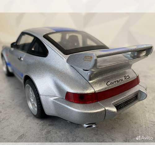 Металлическая модель машинки Porshe 911 Carrera RS