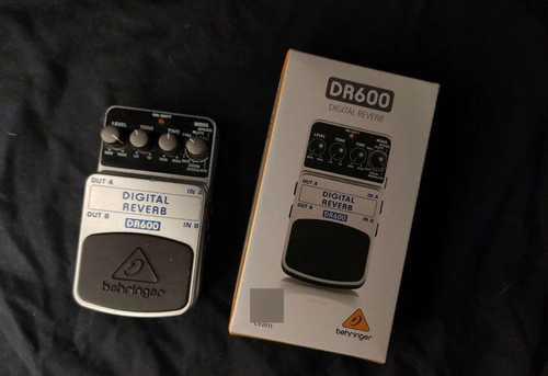 Гитарная педаль Behringer digital reverb DR600