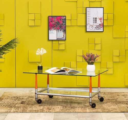 Журнальный столик Россия