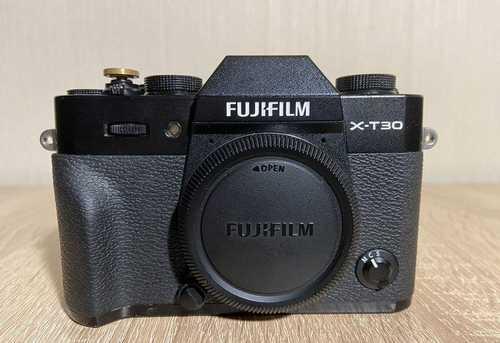 Цифровой фотоаппарат Fujifilm X-T30 с клеткой