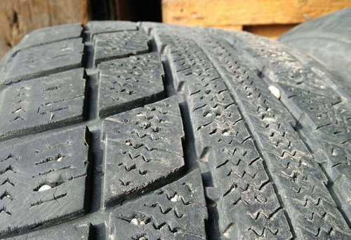 Triangle TR777 215/60 R17 96T