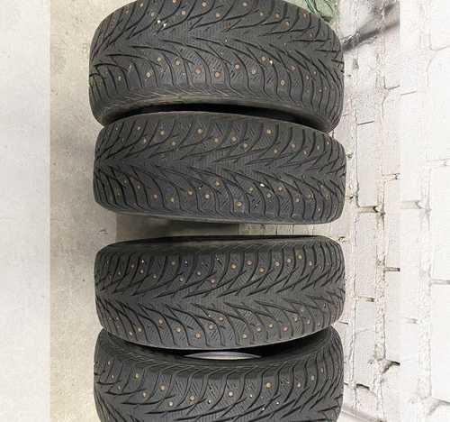 Зимние шипованные шины 225/60R17