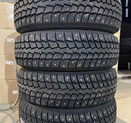 Kumho Power Grip KC11 205/70 R15C 104Q