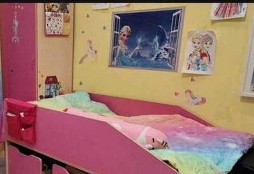 Детская кровать розовая