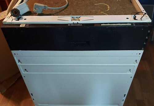 Посудомоечная машина Electrolux ESL 66010