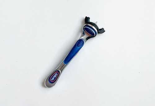 Бритвенный станок Gillette fusion