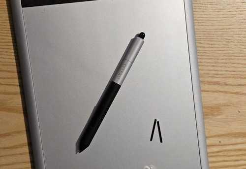 Графический планшет Wacom Bamboo Fun CTH-670