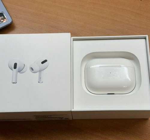 Наушники Apple AirPods Pro