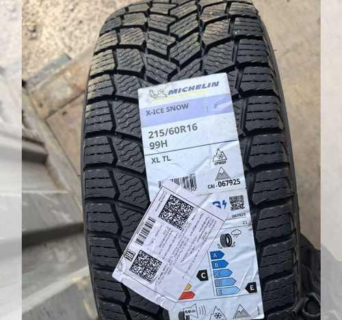 Michelin X-Ice Snow 215/60 R16 99H