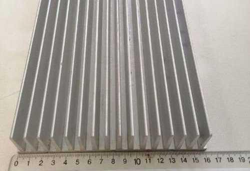 Радиатор охлаждения алюминиевый для поделок