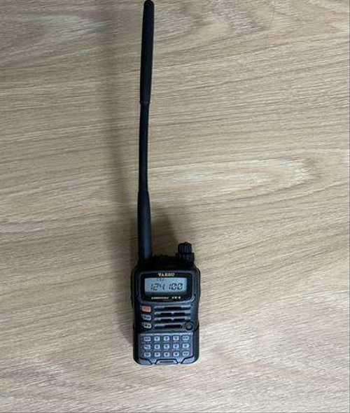 Рация Радиостанция Yaesu VX-6R + автозарядка