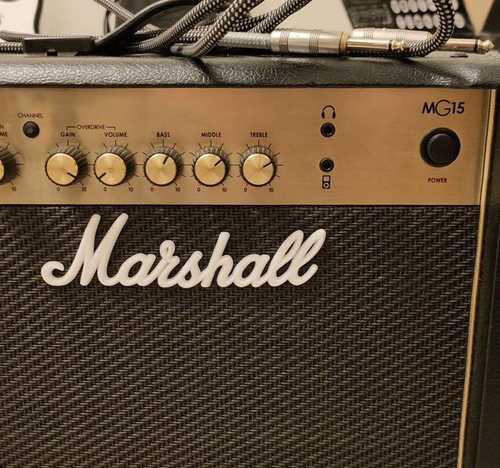 Комбоусилитель Marshall Mg15cf