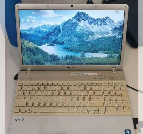 Ноутбук sony vaio vpceb1M1R