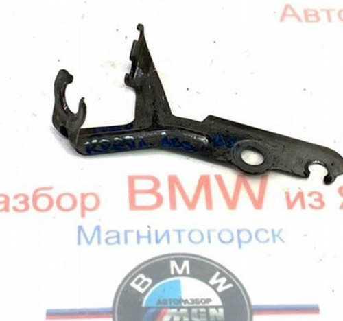 Крепление датчика ABS правое Bmw 5 E60 N52B30 2008