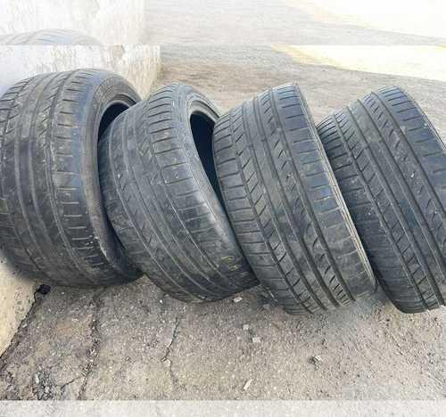 Dunlop SP Sport Maxx 235/45 R17 и 255/40 R17 98Y