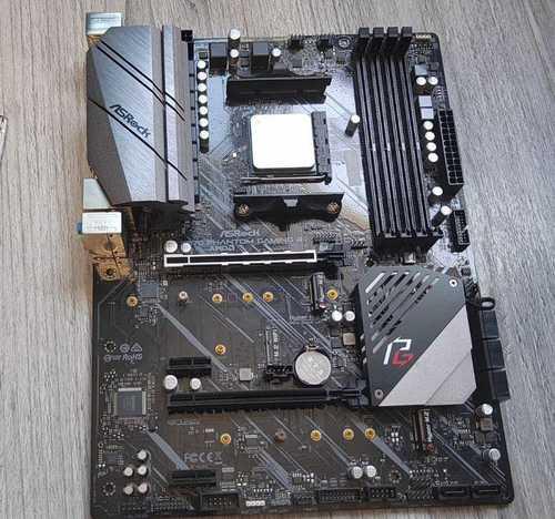 AMD Ryzen R5 5600 / Asrock X570 phantom gaming 4