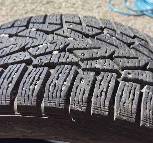 Nokian Tyres Hakkapeliitta 7 225/50 R17 98