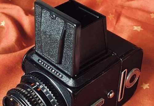Hasselblad 500 C/M + Carl Zeiss Planar 80mm 1:2,8
