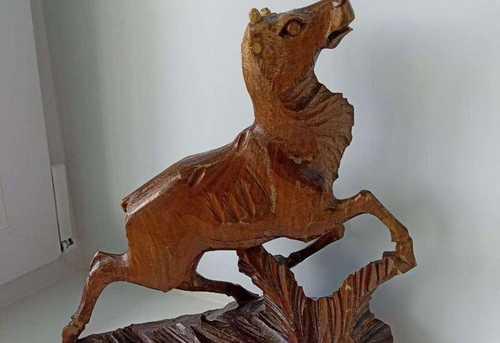 Статуэтка деревянная лошадь/конь